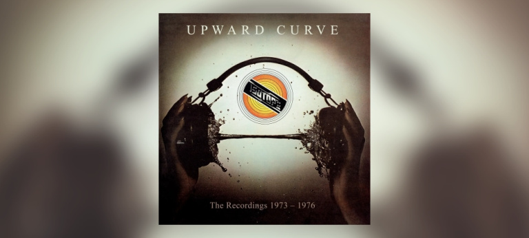 Isotope – Upward Curve: The Recordings 1973-1976 (3CD Boxset) – T P A